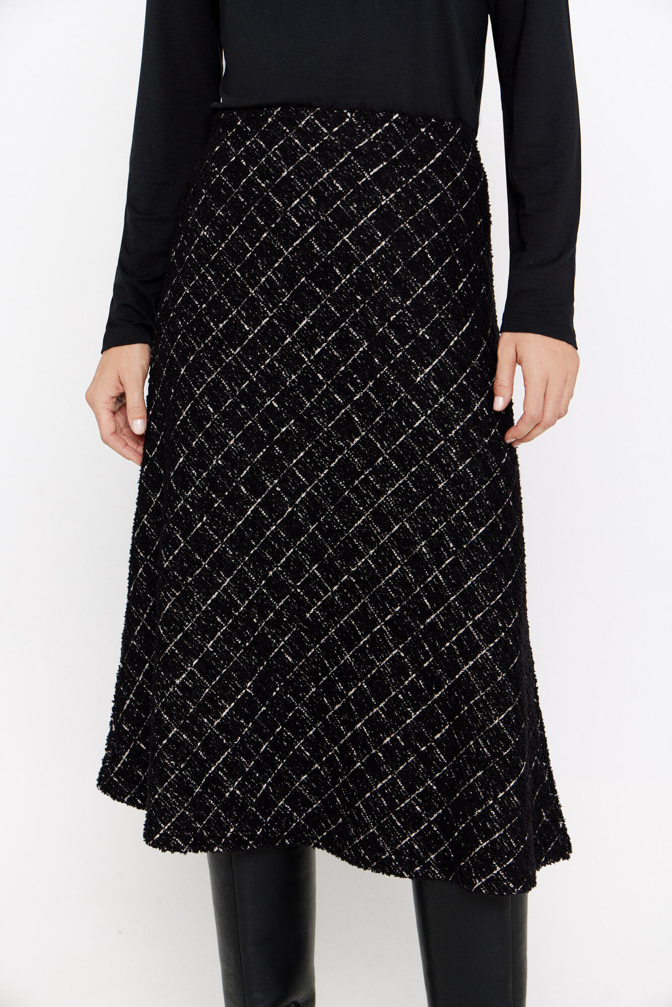 Jersey-knit tweed skirt | Women's skirts | Cortefiel