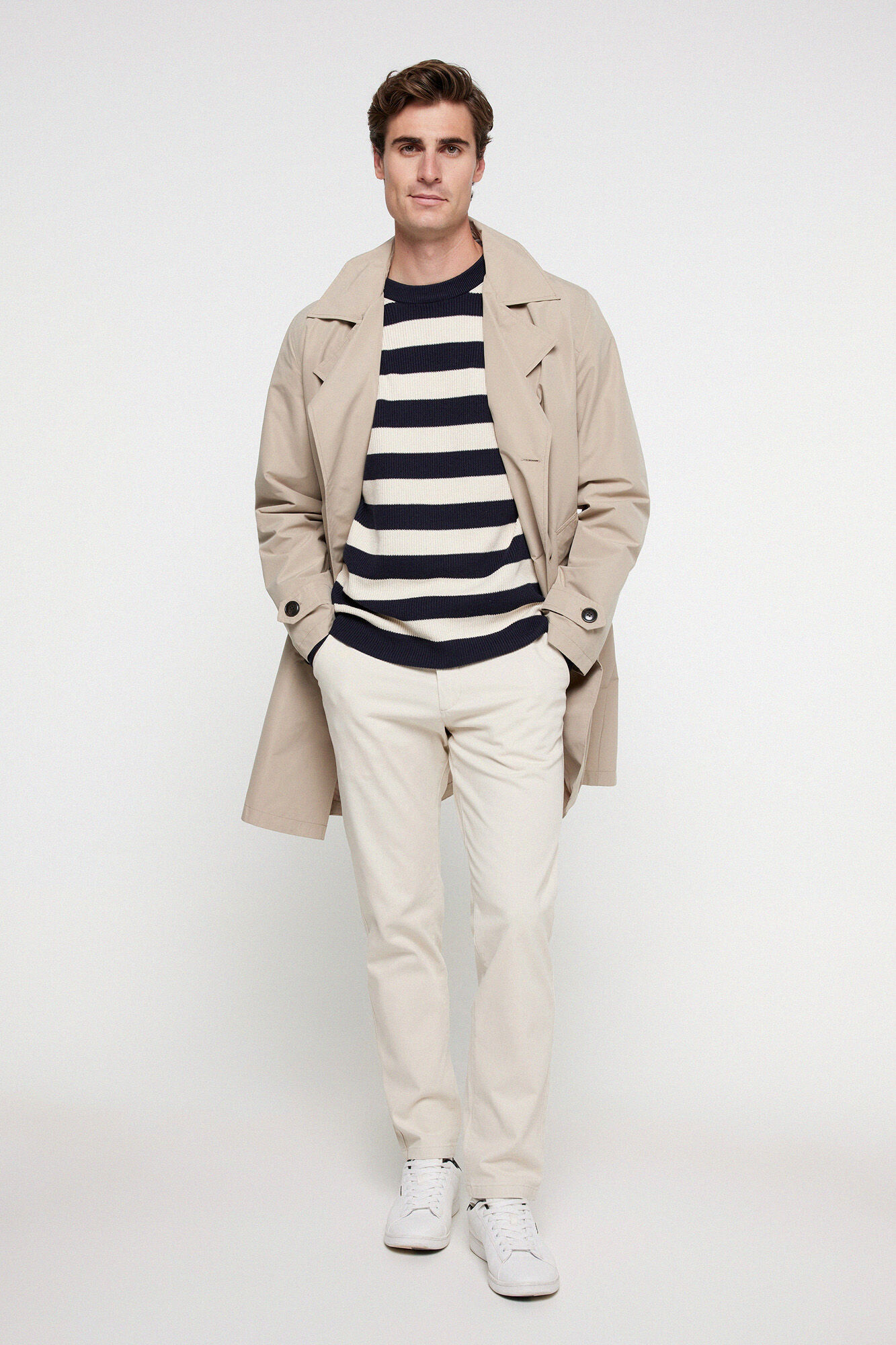 Windproof trench coat | Men's coats | Cortefiel