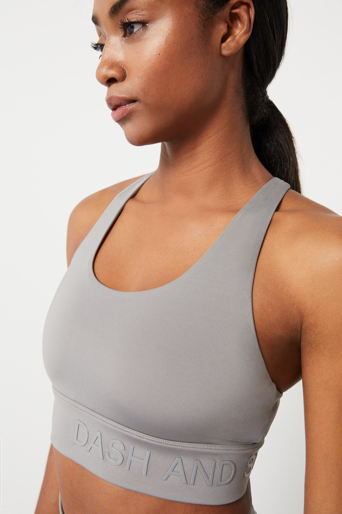 4D Stretch grey sports bra | Sports tops | Cortefiel