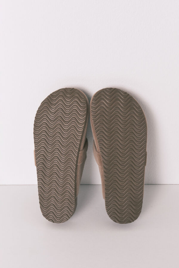 Zapatillas casa tipo zueco marrón | Zapatillas de estar por casa de ...
