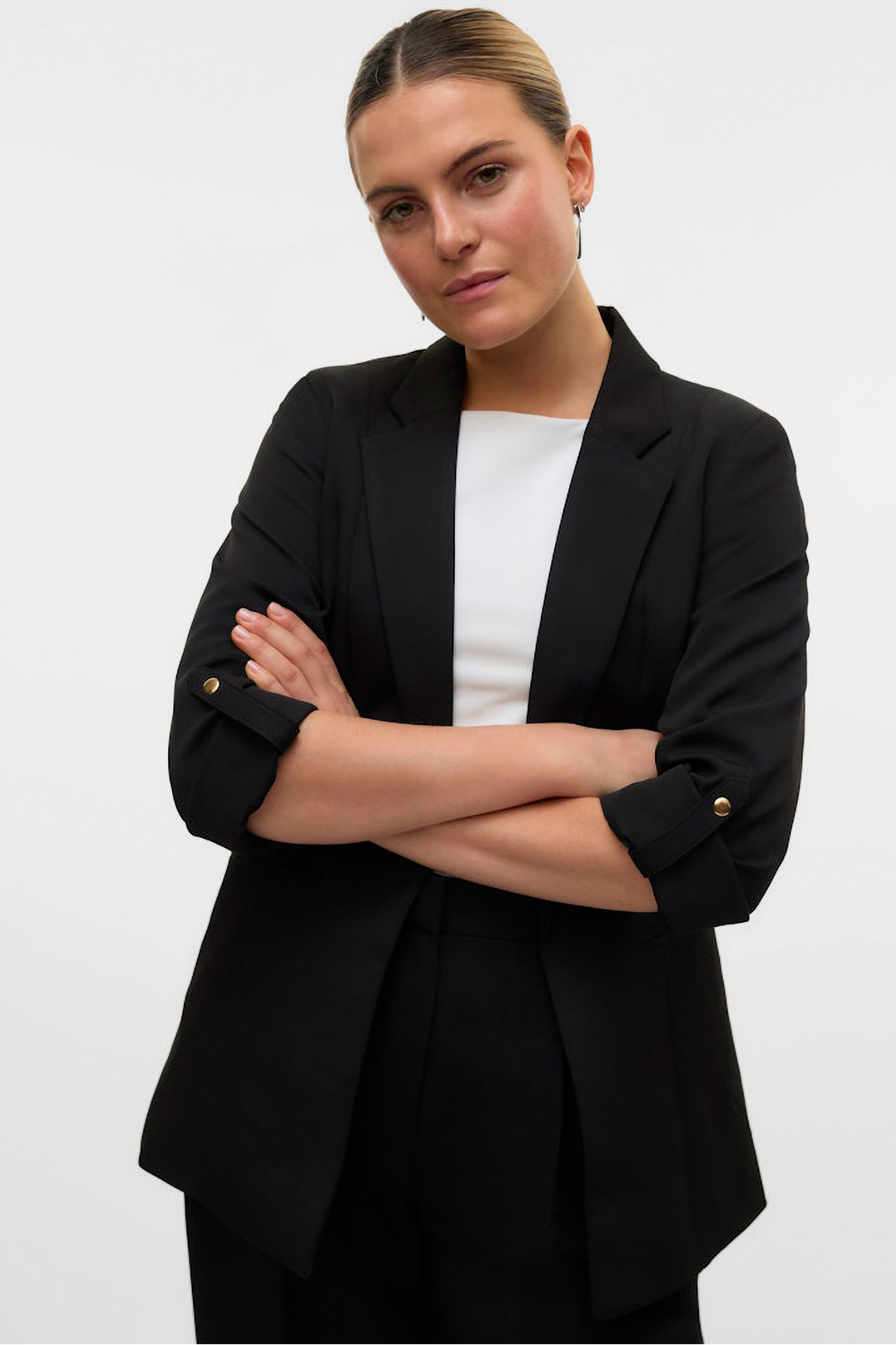 Blazer abierta con manga remangada | Americanas y blazers de mujer | Cortefiel