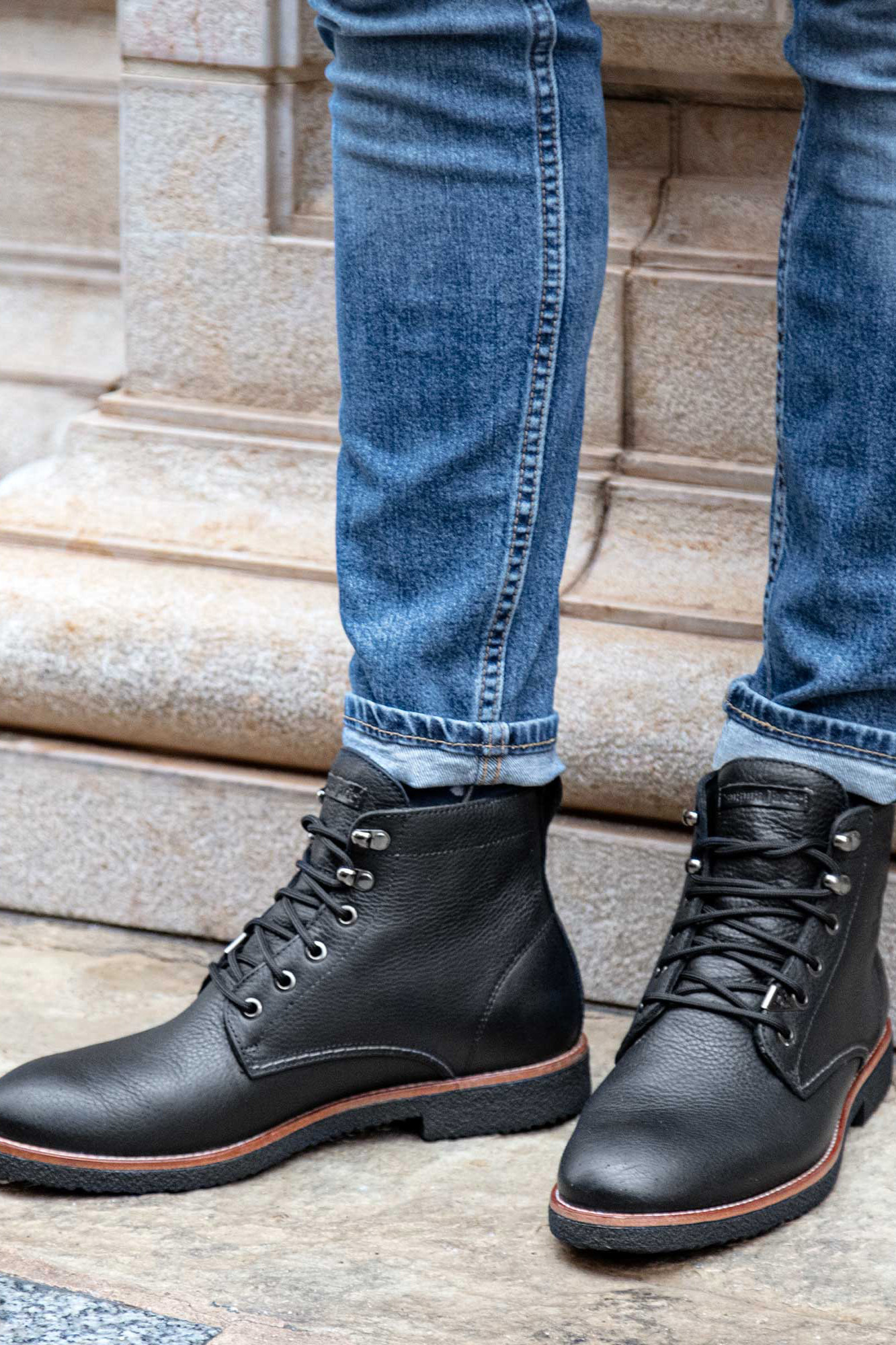 Botim de homem em pele napa | Botas e botins para Homem | Cortefiel