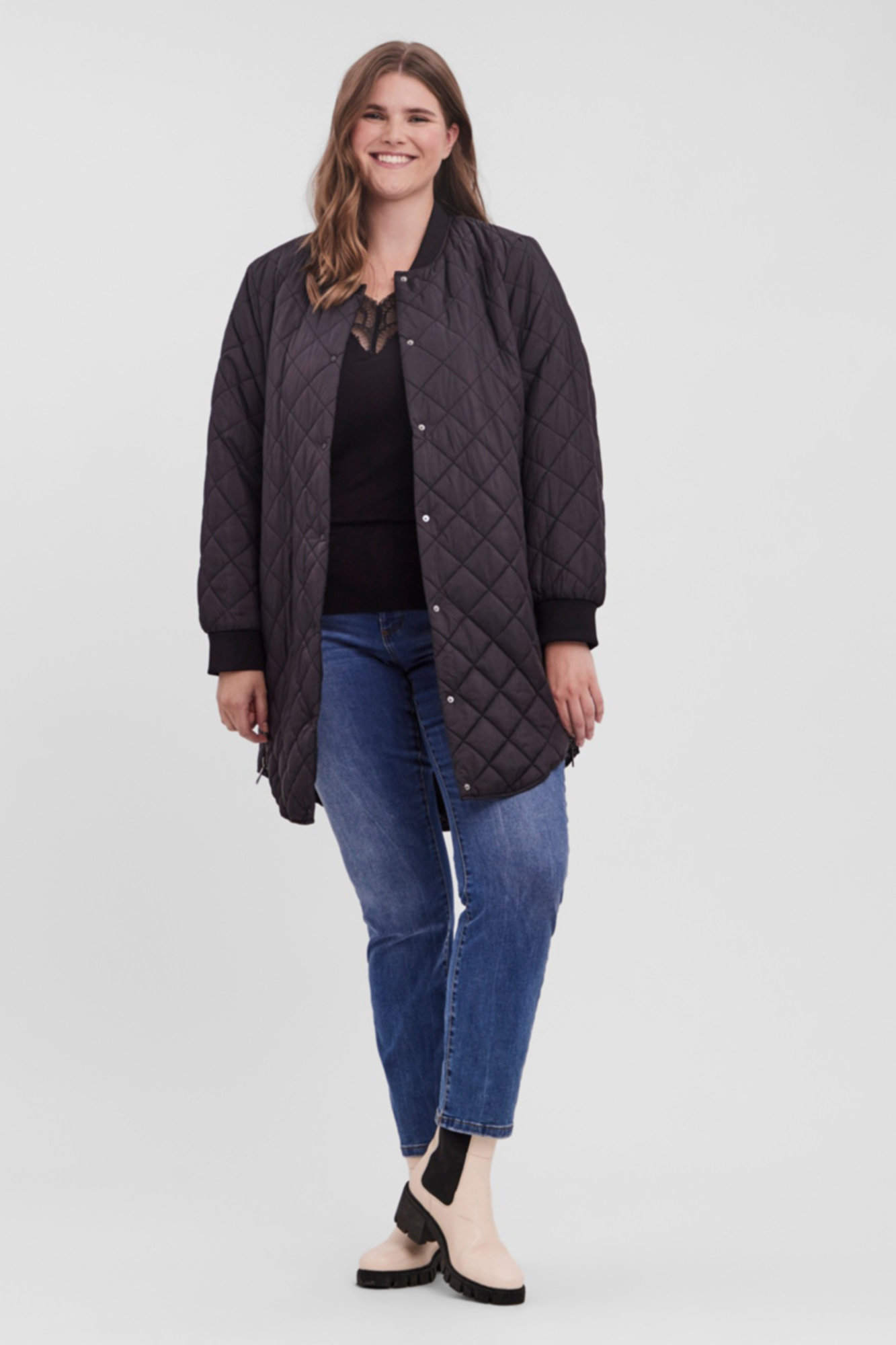 Curve long jacket | Women's jackets | Cortefiel