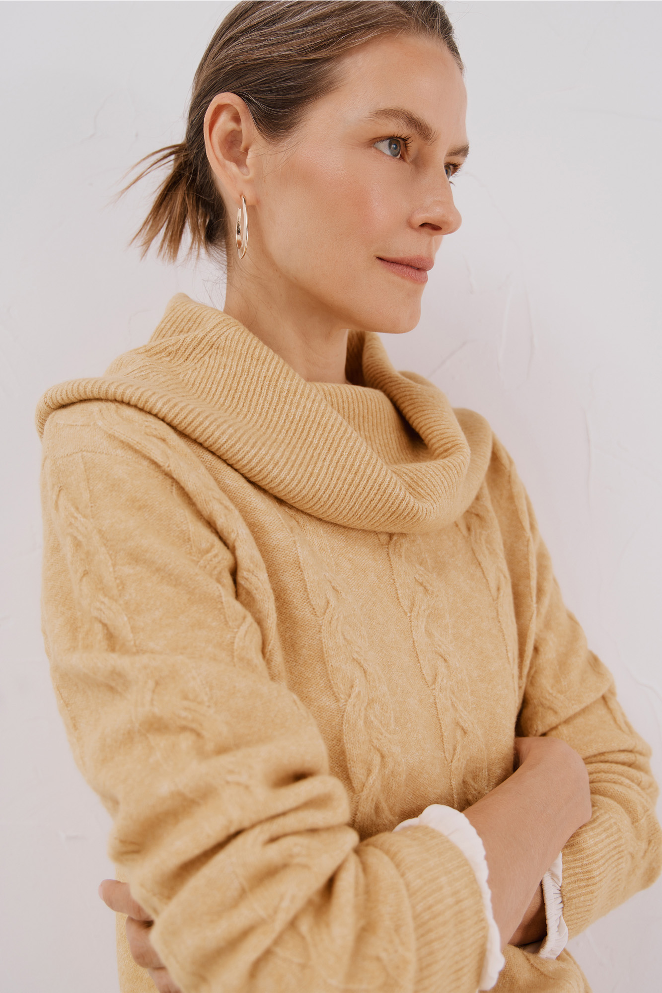 Wide neck sweater | Women's jumpers and cardigans | Cortefiel