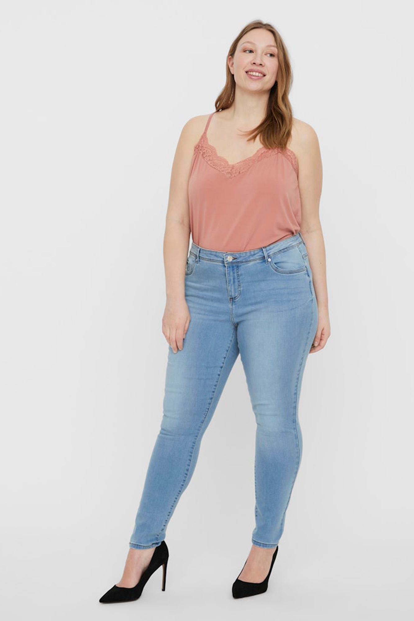 Jeans skinny tamanhos grandes | Calças de Ganga para Mulher | Cortefiel
