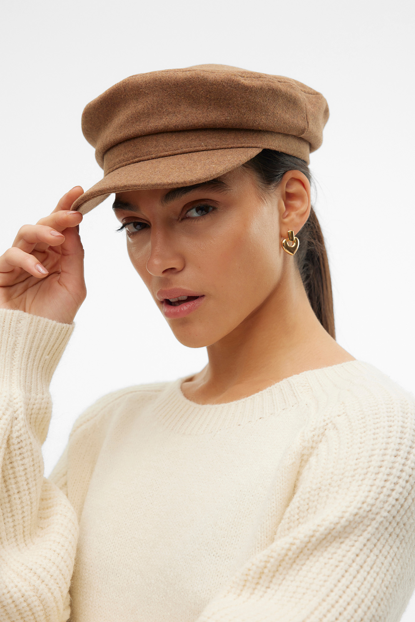 Boina de mujer con visera | Gorros de Mujer | Cortefiel