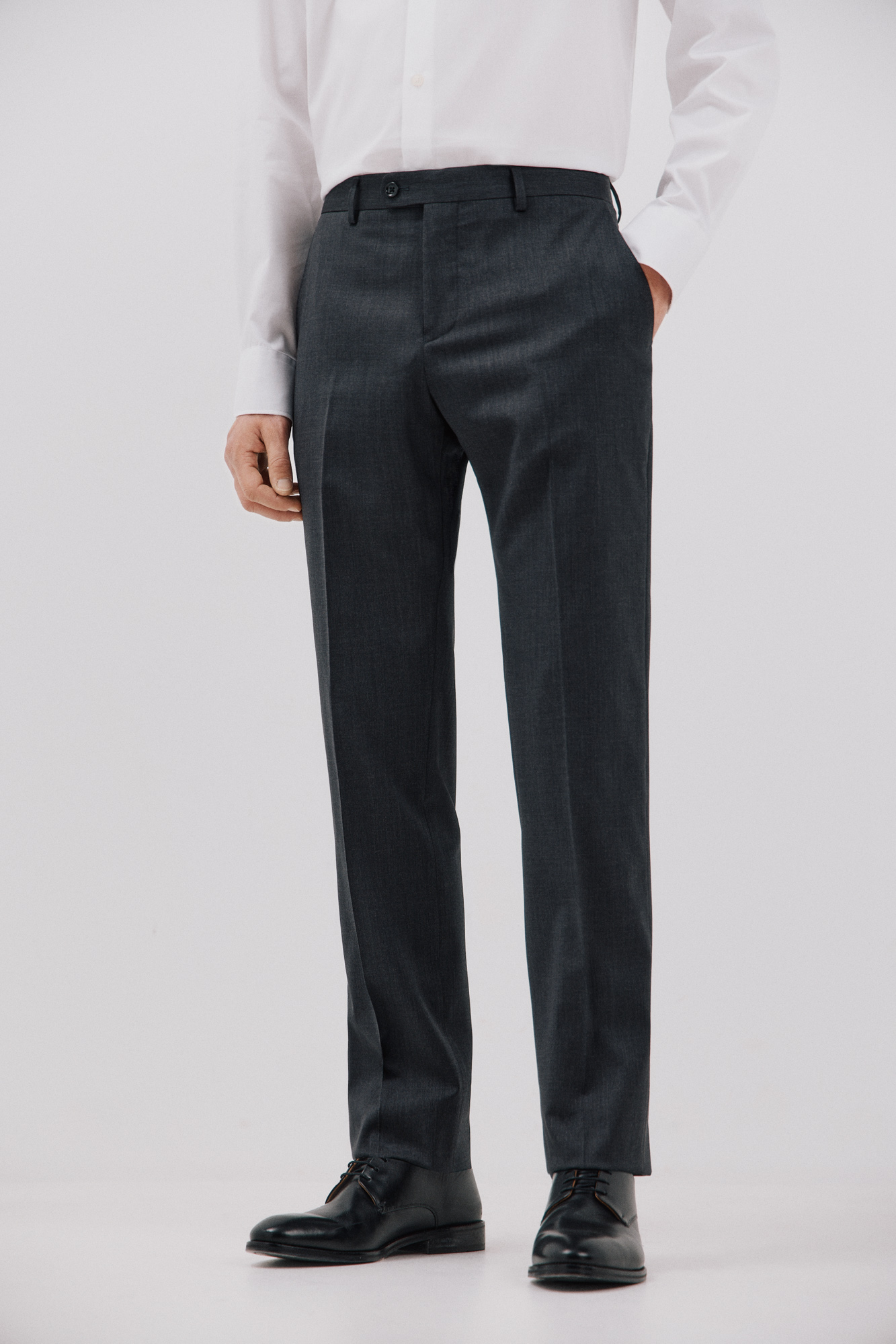 Plain coolmax® trousers | Men's suits | Cortefiel