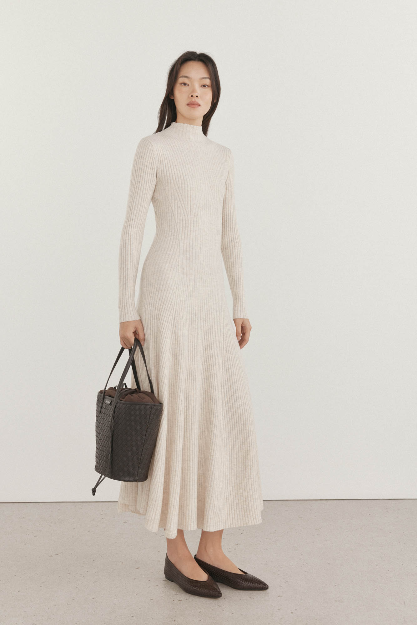 Ribbed midi dress | Women's dresses and jumpsuits | Cortefiel