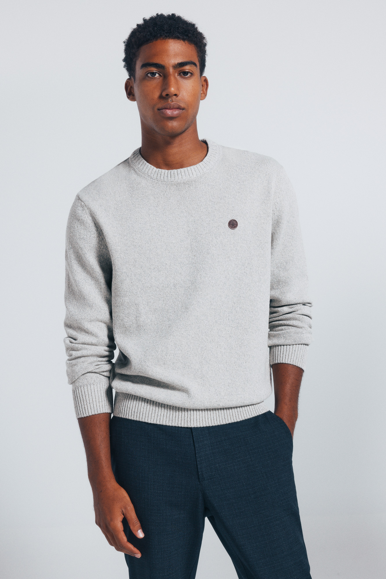 Plain fantasy twisted jumper | Men's jumpers and cardigans | Cortefiel