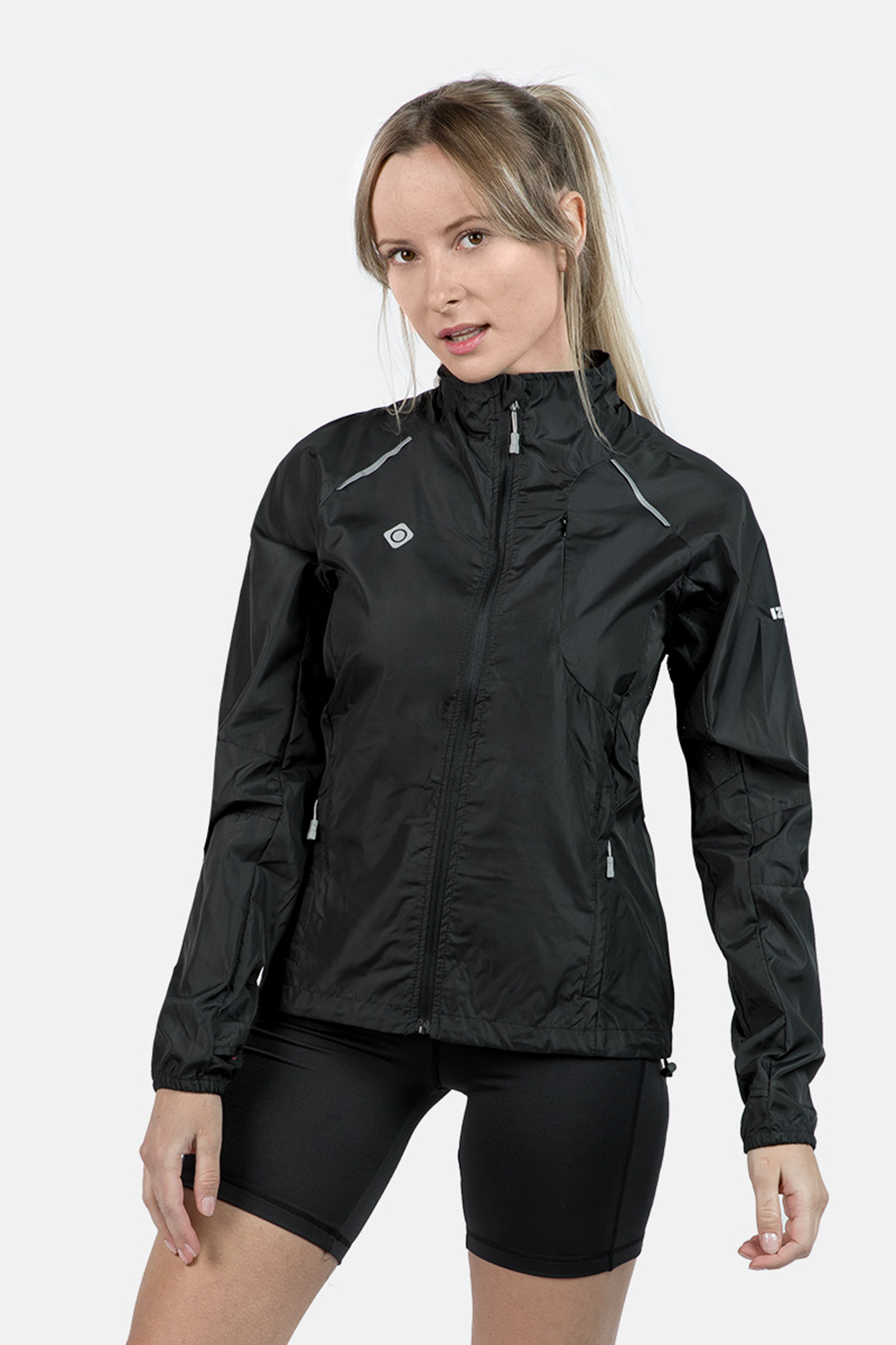 Chaqueta ligera Izas | Cazadoras deportivas de mujer | Cortefiel
