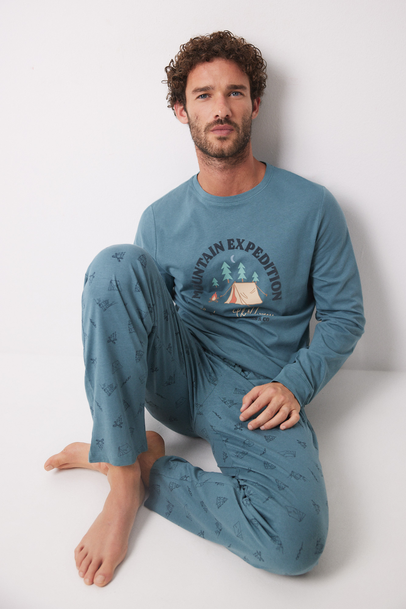 Pijama longo masculino 100% algodão Camping | Pijamas homem | Cortefiel