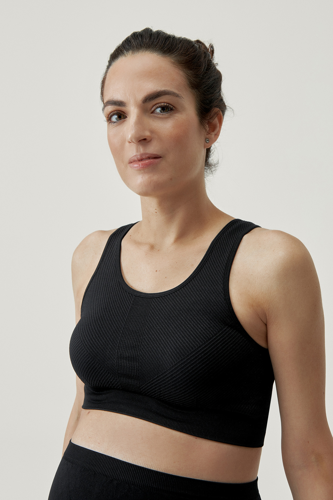 Top Mere Black | Tops deportivos mujer | Cortefiel